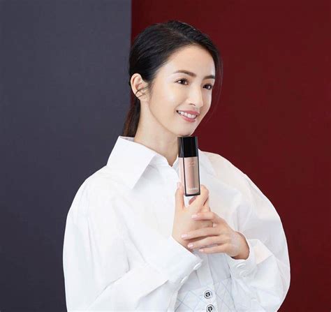 林依晨抗环境时期停工专心调养身体，内外美丽都很有一套 闲时米兰