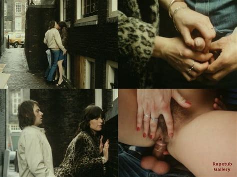 Name Of This Movie A Woman Offered Herself To A Stranger 1 Reply