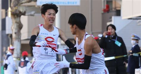 陸上・駅伝 【写真】第101回箱根駅伝フォトギャラリー① 中央大学・吉居駿恭の独走で幕開け 4years 学生スポーツ