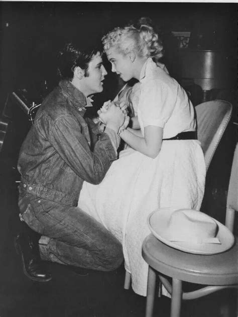 Pin By Karen Elliott On Elvis Presley Elvis Presley Pictures Elvis Presley Elvis Presley