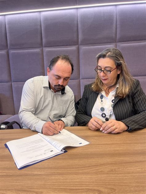 Доделување на грантови Ла Страда