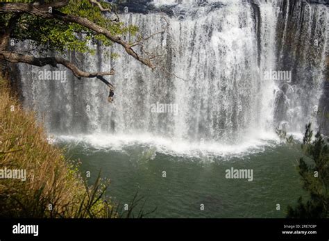 Millstream Falls Yindinji Big Millstream Falls Reputedly The Widest