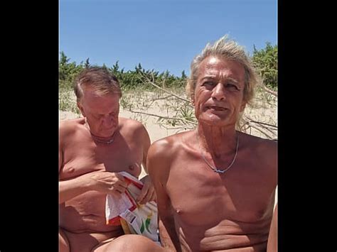 Live Sex Show Recording Nudist Beach Mobile Version K Shemale Girlfriend And Cis Man