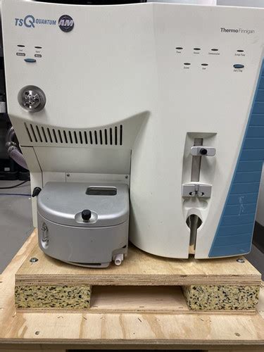 Thermo Finnigan Tsq Quantum Ultra Accurate Mass Mass Spectrometer