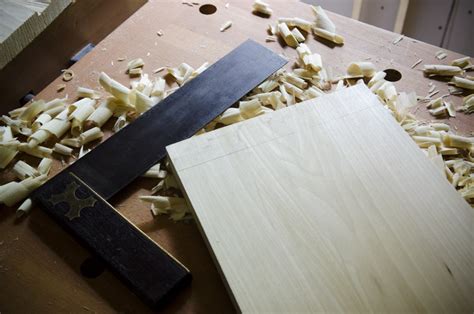 How To Square Rough Lumber With Woodworking Hand Tools Steps Wood And Shop