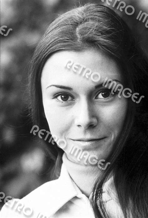 Kate Jackson 8x12 Ps2601