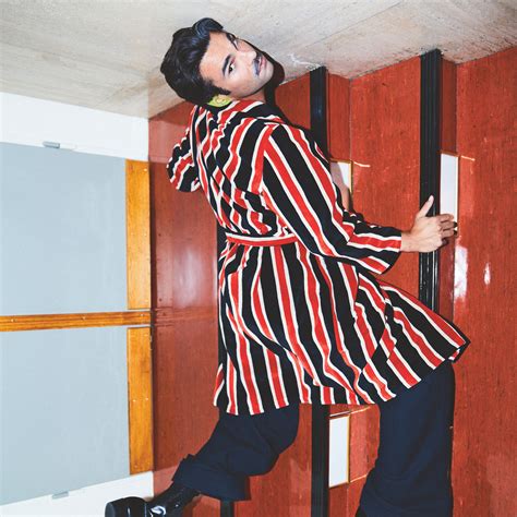 Schauspieler Luka Dimić Jeder Soll Alles Spielen Dürfen Mode