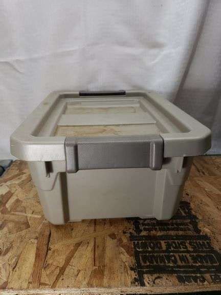 Sterilite Modular Stackers Lil Dusty Online Auctions All Estate Services Llc