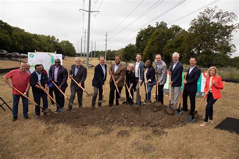 Loop Board Groundbreaking The Loop Dallas