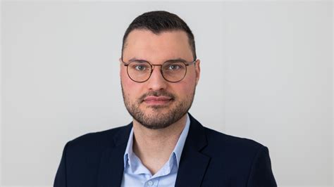 Dooh Retail Media Dragan Dojcinovic Ist Neuer Verwaltungsrat Bei Der Excom Media Ag Horizont