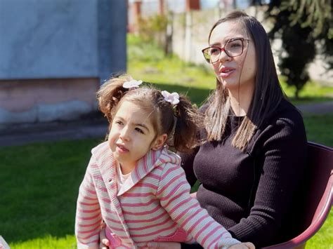 Gde Je Danas Mala Minja Devojčica Koja Je Probudila Srbiju I Primila