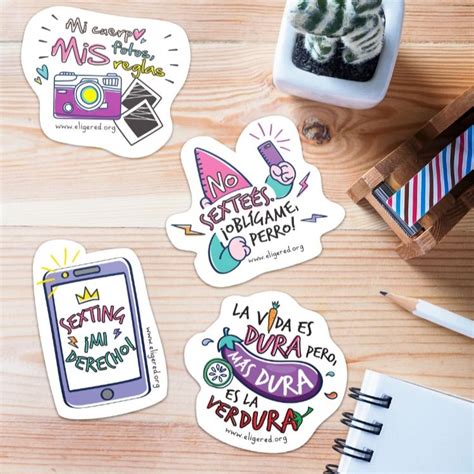 Diseño de stickers que describen información sobre los derechos sexuales y reproductivos de los