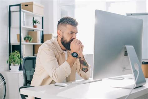 Why Is My Computer Screen Pink Causes Fixes