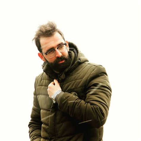 Mohamad Abdi Mohamadabdi1990 • Threads Say More