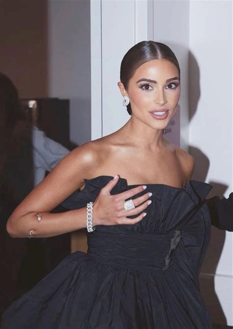 Black Dress Hair Glam Artofit