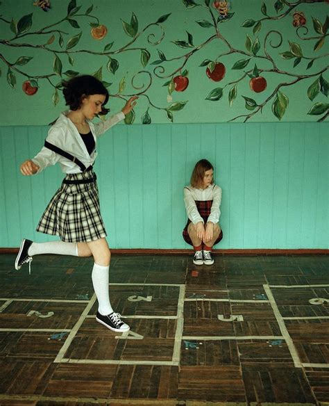 Пин от пользователя Natal Sim на доске Photography Inspo Изображения поз и стоек Портретные