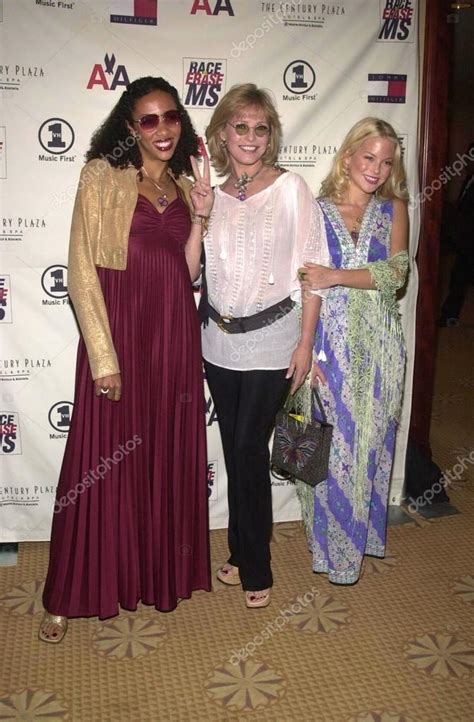 Cheryl Ladd With Daughter Jordan Ladd And Lindsay Russell Stock