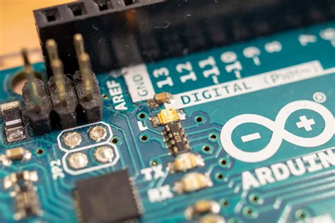 Arduinoボード上のLEDを光らせる方法 VOLTECHNO