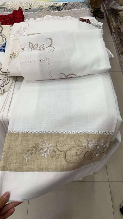 Ширээний бүтээлэг