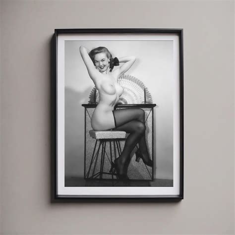 Judy Oday 1950s Era British Pin Up Model 730 945 Black And White