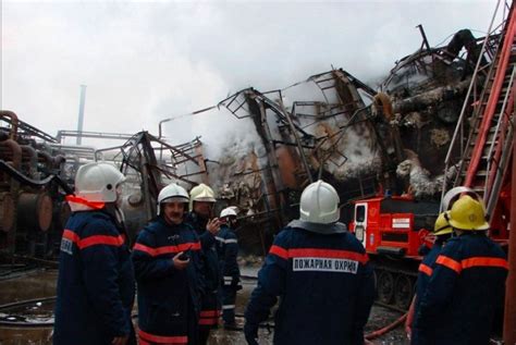 Украйна атакува с дрон петролна рафинерия в Русия Lupa Bg