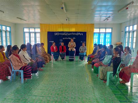 မက်မန်းမြို့ လူထုအခြေပြုဗဟိုဌာန Community Centre ခန်းမတွင် လူငယ်ဘက်စုံစကားဝိုင်းကျင်းပ