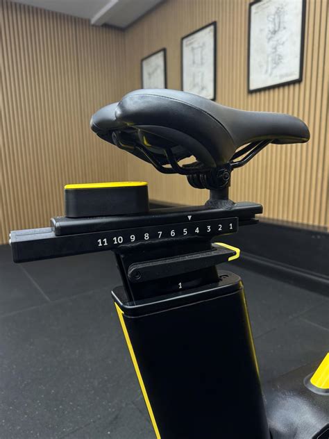 Technogym Group Cycle Ride D92rnedl Covered Flywheel Yellow Uzed