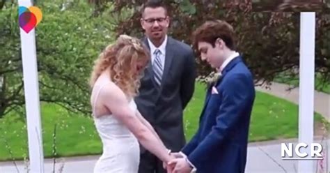 Joven De A Os Se Casa Con Su Novia Tras Descubrir Que Le Quedan Meses De Vida Ncr