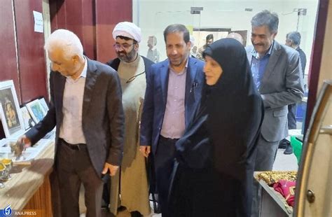 رونمایی از کتاب شعر برگزیده سه‌سالانه جشنواره صحیفه سجادیه خبرگزاری آنا