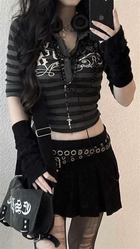 Goth Grunge Y2k Fall Layering Outfit Fashion Skull 2000 S Aesthetic