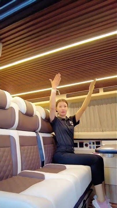 依维柯四驱越野房车三把锁3 0t动力8at变速还有两张床铺，依维柯越野房车不仅能越野还能房车旅行！ Shorts 房车 开着房车去旅行