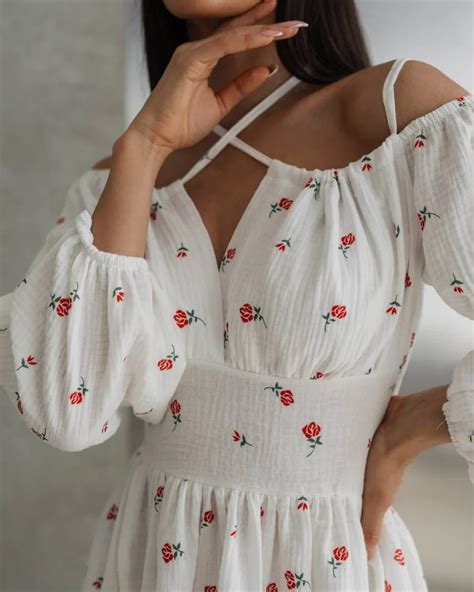 Жіночий одяг великих Жіночий одяг великих розмірів