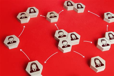 リファラル採用のメリット・デメリットとは？成功のためのポイントも紹介！｜理想の会社
