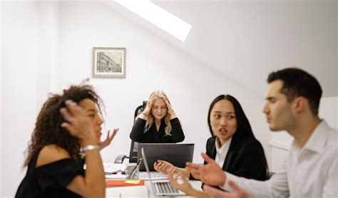 Destructive Criticism Examples And How To Handle It Destructive Criticism Examples And How To Handle It