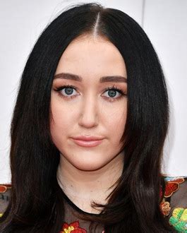 Noah Cyrus Measurements Height Weight Bra Size Age Body Facts Family