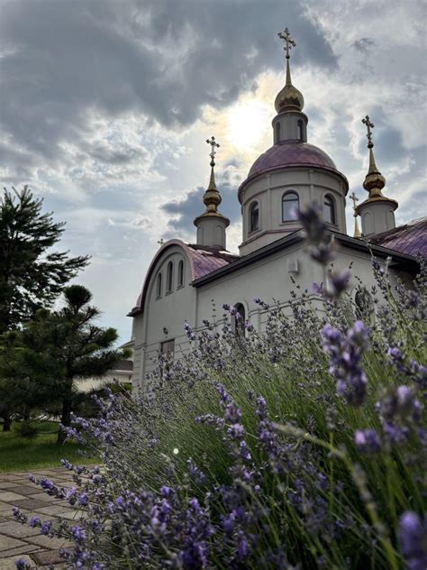 Слава Ісусу Христу Благословення Всемогутнього Бога Отця і Сина і Святого Духа нехай зійде на