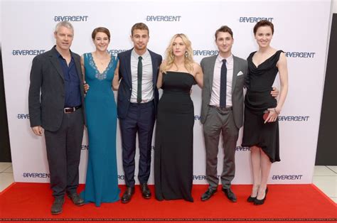 The Cast Of Divergent At The Uk Premiere