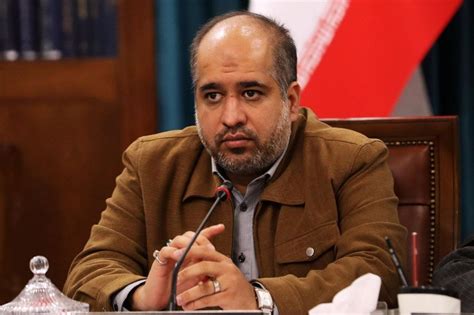 خضریان اگر عزم اصلاح در فدراسیون فوتبال باشد با تمام قوا کمک می‌کنیم