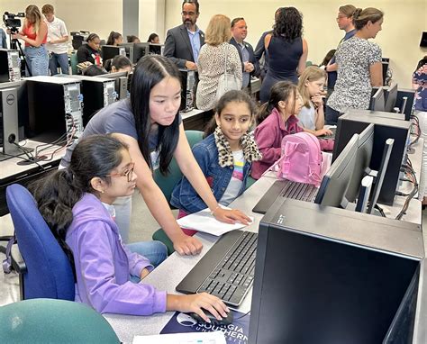 The Creative Coast Host Girls Code Camp Showcase At Gsu Armstrong Campus Connect Savannah