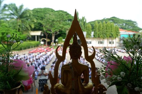 📷 กิจกรรมถวายเทียนพรรษา🎈 โรงเรียนธีราศรมพุนพิน อ พุนพิน