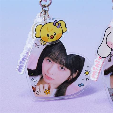 Ive Minive Minini Acrylic Keyring [ive Switch Pop Up Md] K Place