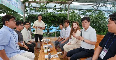 청년농업인 만난 조재호 농촌진흥청장