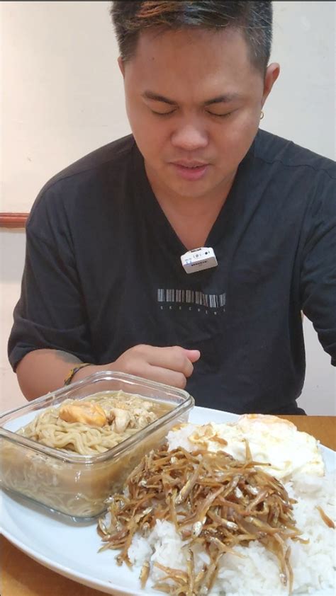 Pritong Dilis Itlog At Luckyme Beef Kain Mga Kautol By Kautol Mukbang