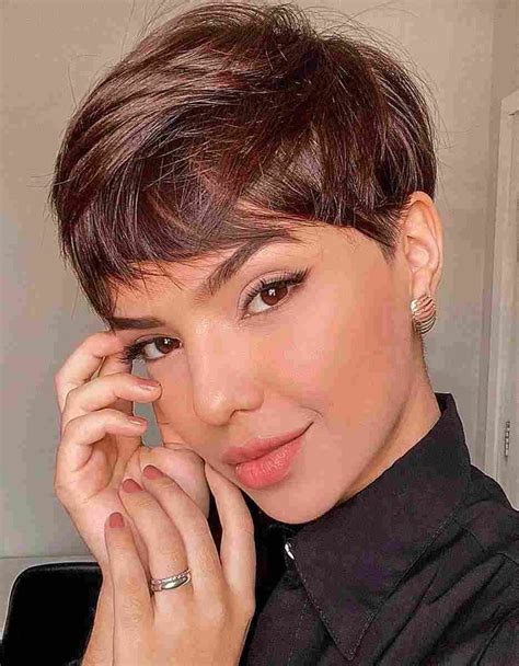 21 Trendiest Layered Pixie Haircuts For Thick Hair In 2024 Pixie