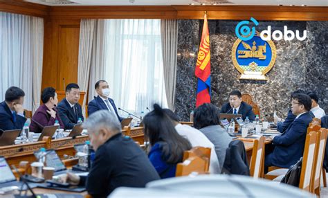 ЗАСГИЙН ГАЗАР Гашуунсухайт Ганцмод хил дамнасан холболтын төмөр замын талаар хэлэлцэж байна