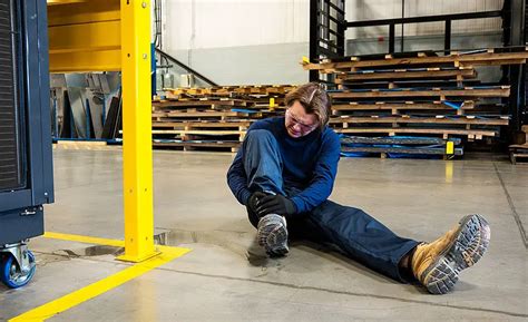 5 Best Slip Resistant Boots To Protect You From Falling Work Gearz