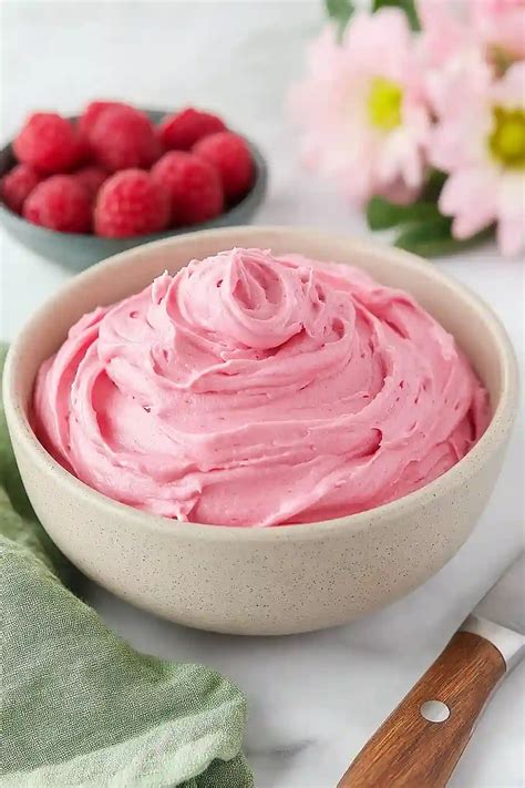 Smooth Raspberry Frosting