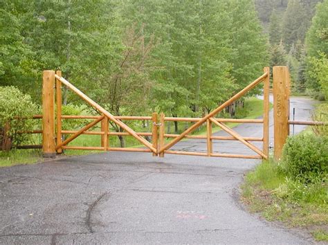 Log Entrance Gates