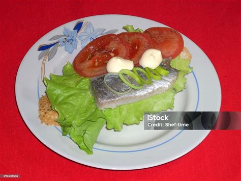 네덜란드어 청어 샌드위치 흰빵 식빵 토마토 양파 샐러드 0명에 대한 스톡 사진 및 기타 이미지 0명 2015년 비타민 Istock