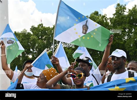 London Uk 12062022 Protestors Are Proud With Their Yoruba Nation Flag Protest For The 2023